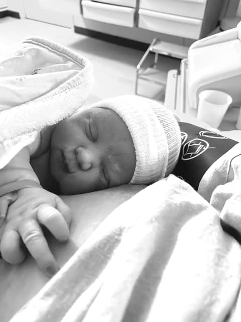 Valentine – mon accouchement en siège par voie basse, tout en puissance ...